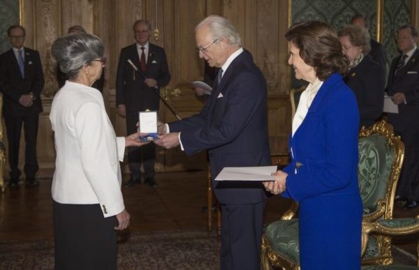 Educator Barbara Spectre receives King’s Medal - eJewishPhilanthropy